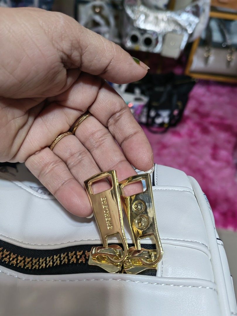 Authentic Eye Theme dapple bag, Luxury, Bags & Wallets on Carousell