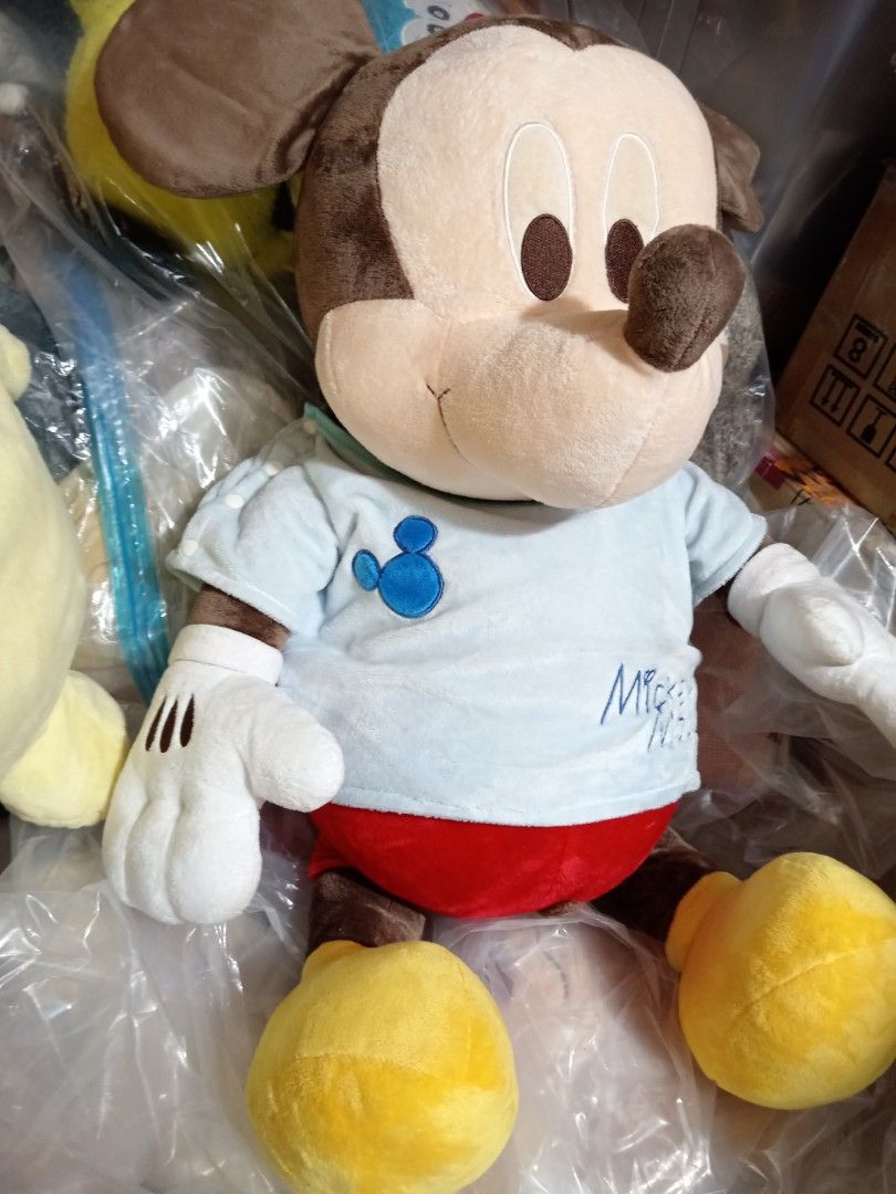 Big Jumbo mickey mouse Disney collectible stuffed toy plush, Hobbies ...