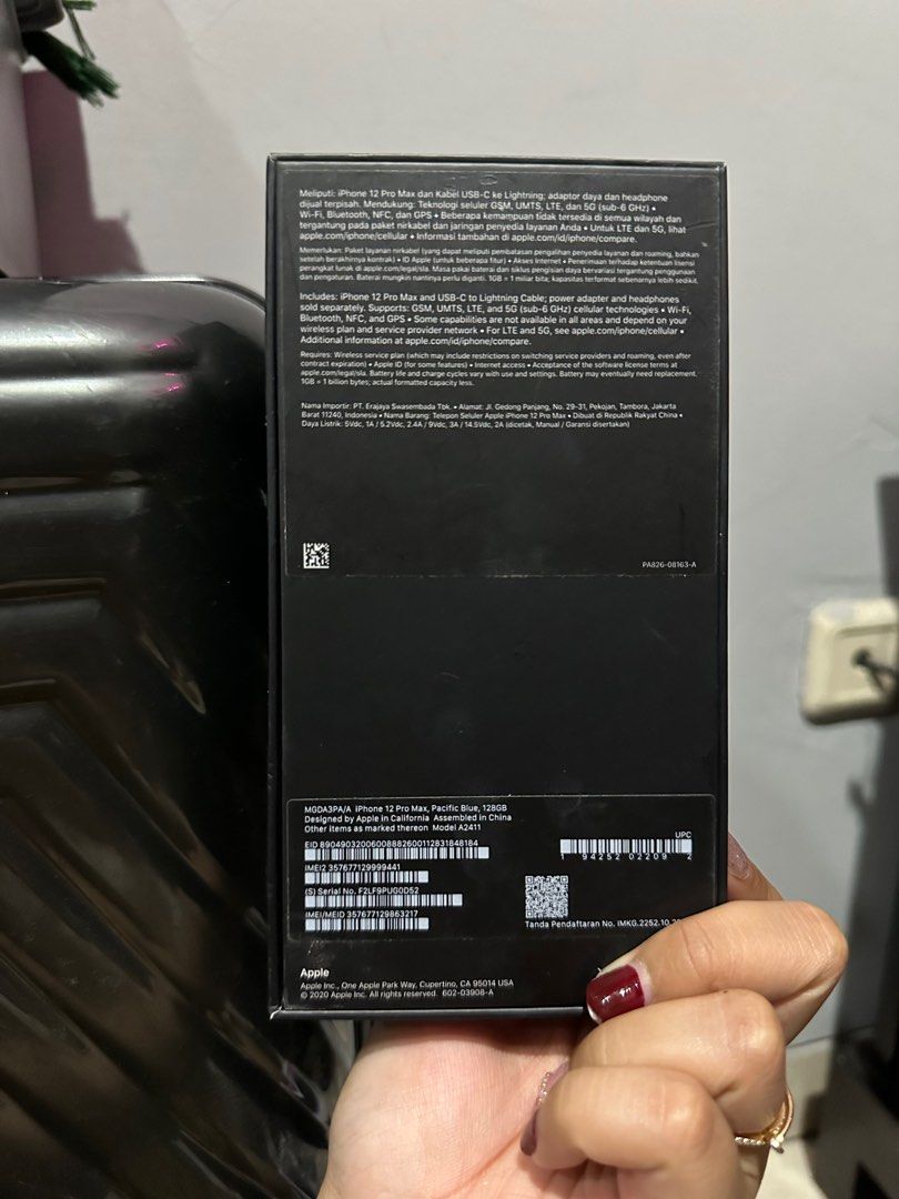 Box I Phone 12 Promax, Elektronik, Lainnya di Carousell