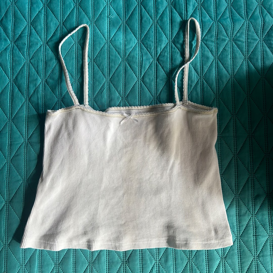brandy melville faye bow tank, Women's Fashion, Tops, Sleeveless on ...