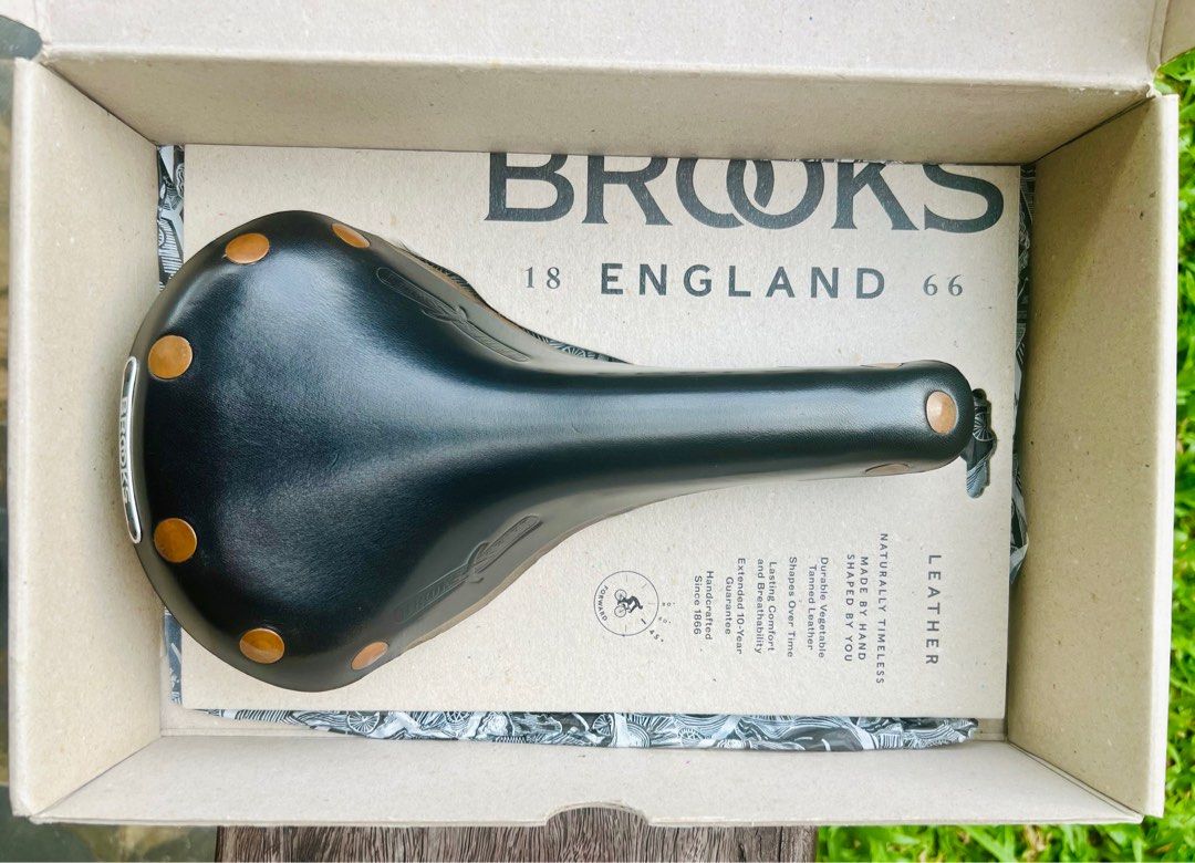 Brooks Swift Saddles, Sports Equipment, Bicycles & Parts, Bicycles on Carousell