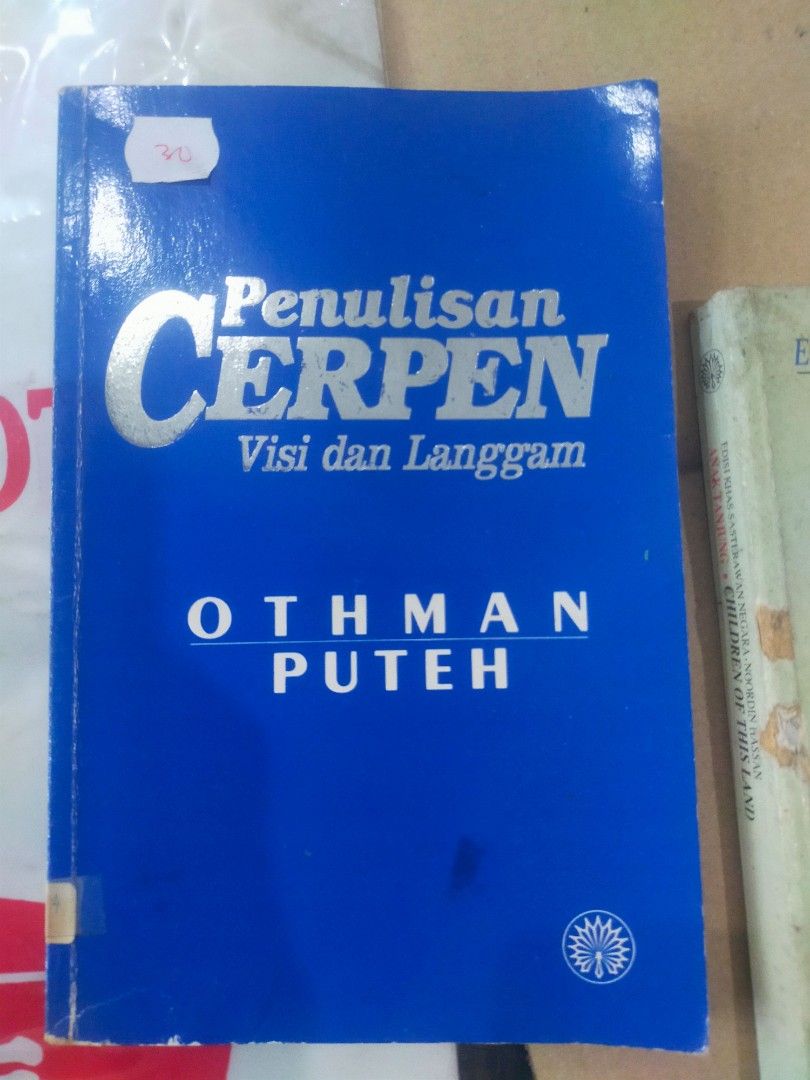 Buku cerpen Othman putih, Hobbies & Toys, Books & Magazines, Storybooks ...