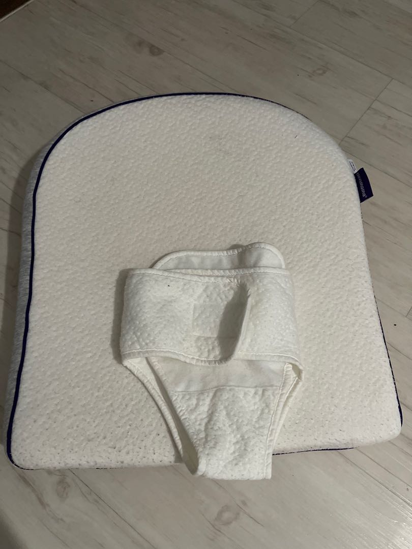 Clevamama ClevaSleep Plus Elevated Support Positioner and infant pillow ...