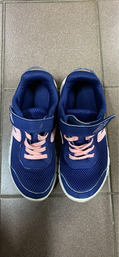 Decathlon Kid sport shoe, Babies & Kids, Babies & Kids Fashion on Carousell