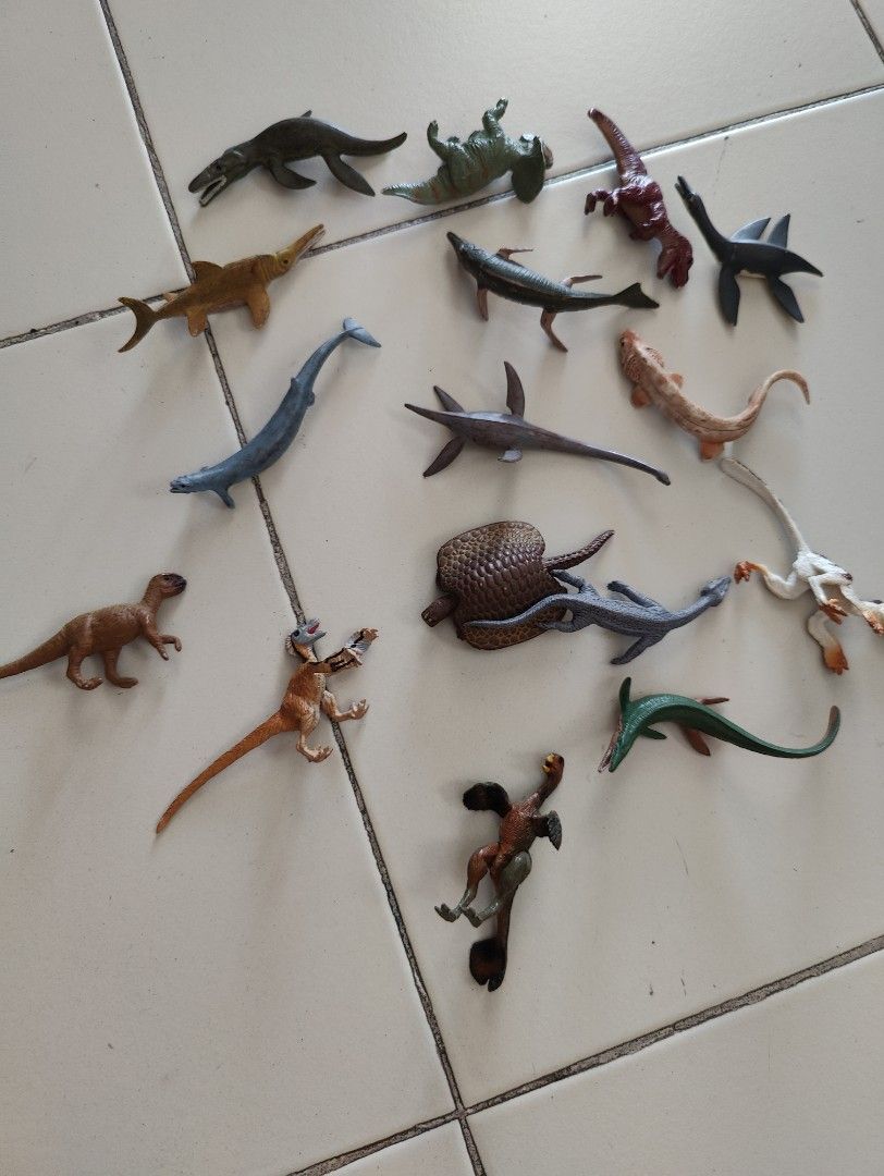 Dinosaur pretend play display set, Hobbies & Toys, Toys & Games on ...