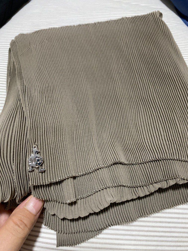 Duck Hijab, Women's Fashion, Muslimah Fashion, Hijabs on Carousell