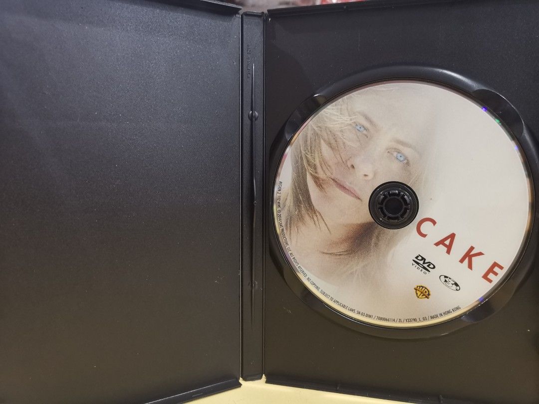 (DVD) CAKE, Hobbies & Toys, Music & Media, CDs & DVDs on Carousell