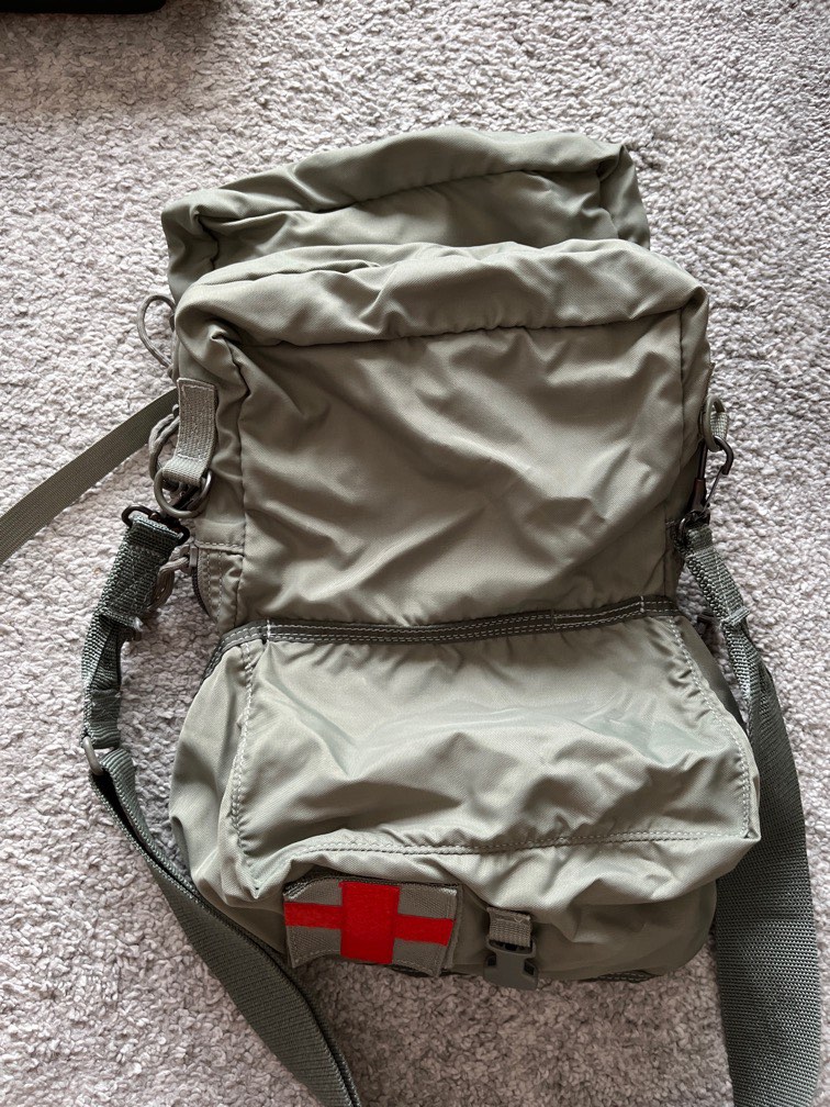 Special Forces medical trauma pack - Eagle Industries pack, 男裝, 袋, 小袋 ...