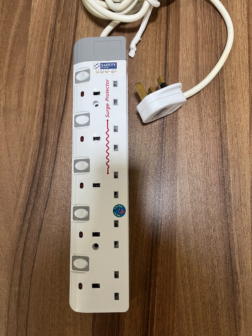 2.5m Extension Cord with 5 Sockets @$12, TV & Home Appliances ...