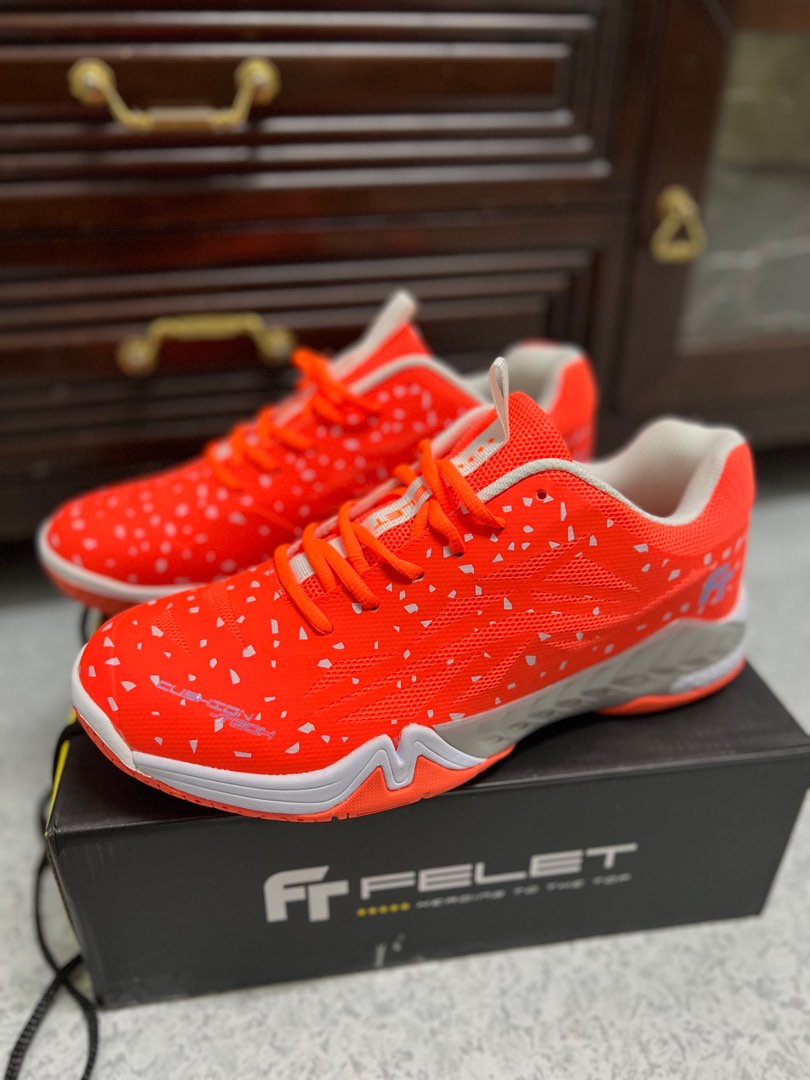 Felet Galaxy Boost 10UK, Sports Equipment, Sports & Games, Racket ...