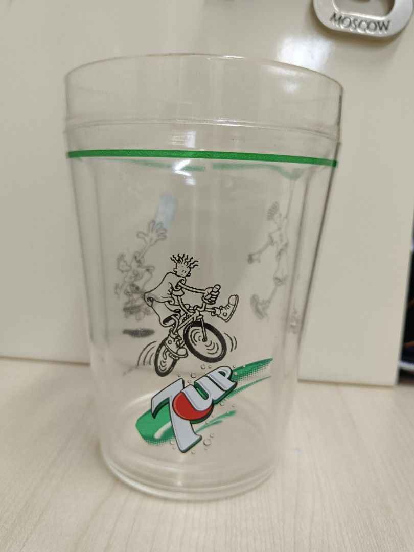 Fido Dido vintage lama X KFC x 7up mug cawan gelas plastic, Hobbies ...