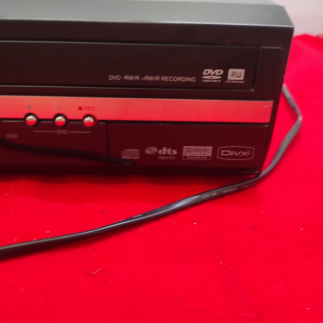 Toshiba DVD/CD player and recorder with power only for 550 *U2, TV & Home Appliances, Other Home ...