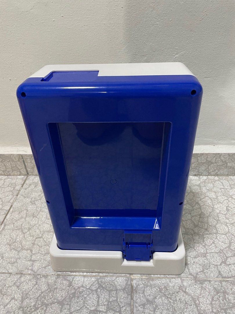 Gachapon Capsule Ball Machine, Hobbies & Toys, Toys & Games on Carousell