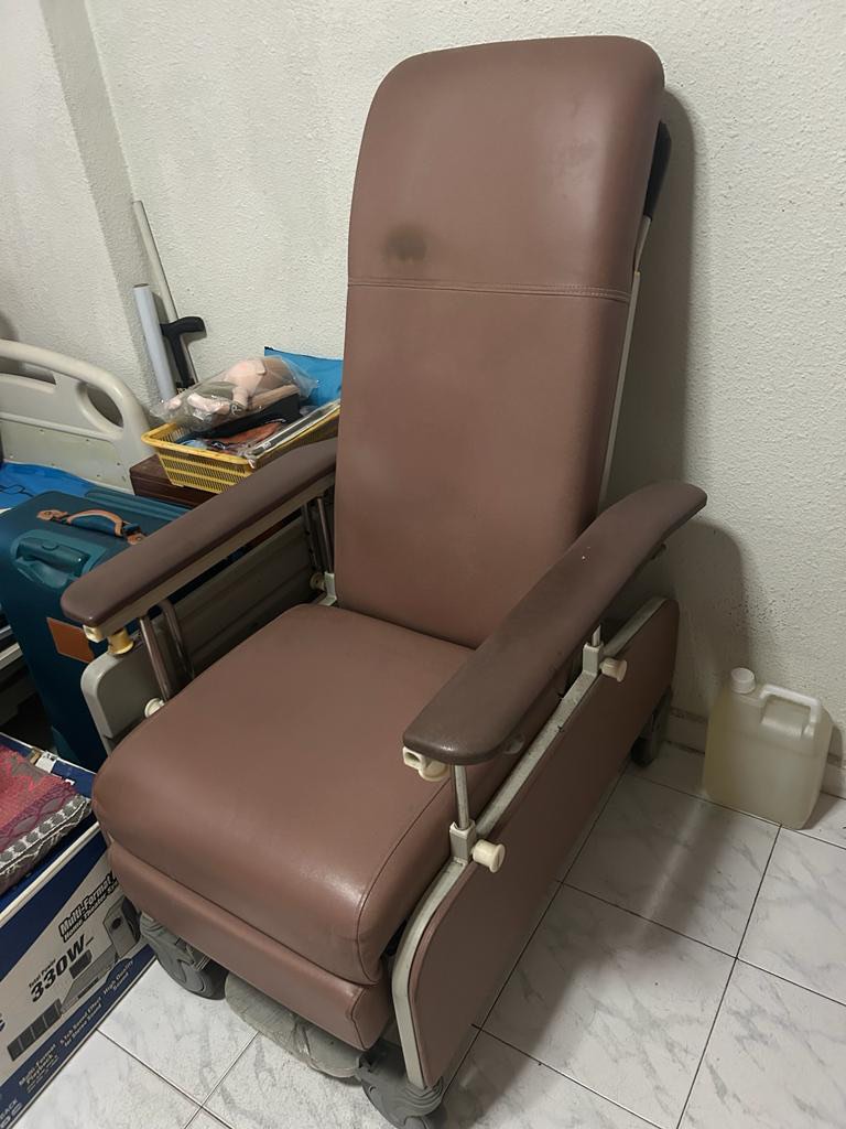 Geriatric Chair, Health & Nutrition, Assistive & Rehabilatory Aids ...