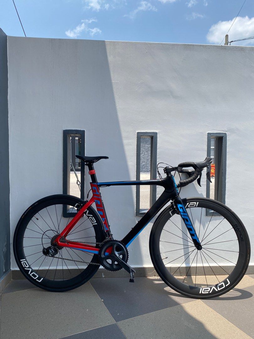 Giant propel adv 2 full carbon build, Sports Equipment, Bicycles ...