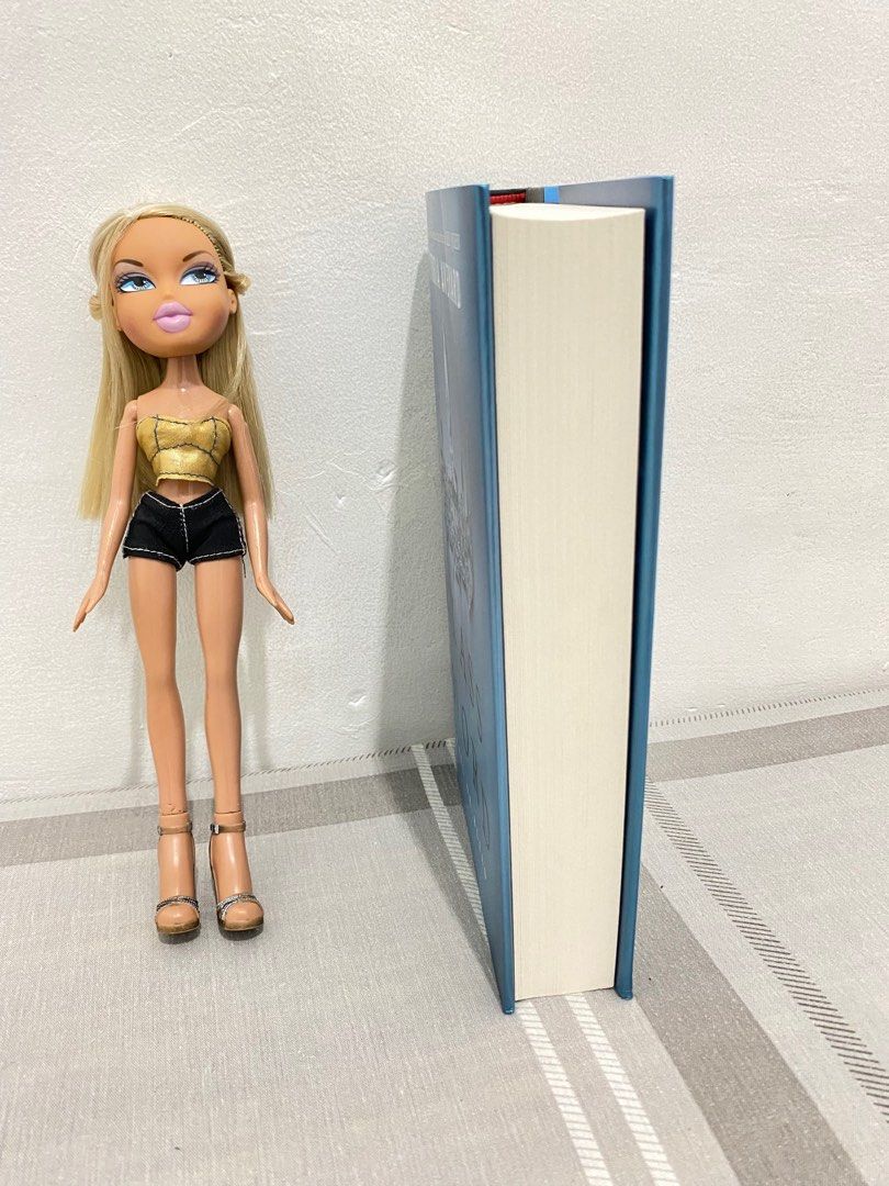 Glass sword (HB) ( The Red Queen Book 2 ) (Victoria Aveyard), Hobbies ...