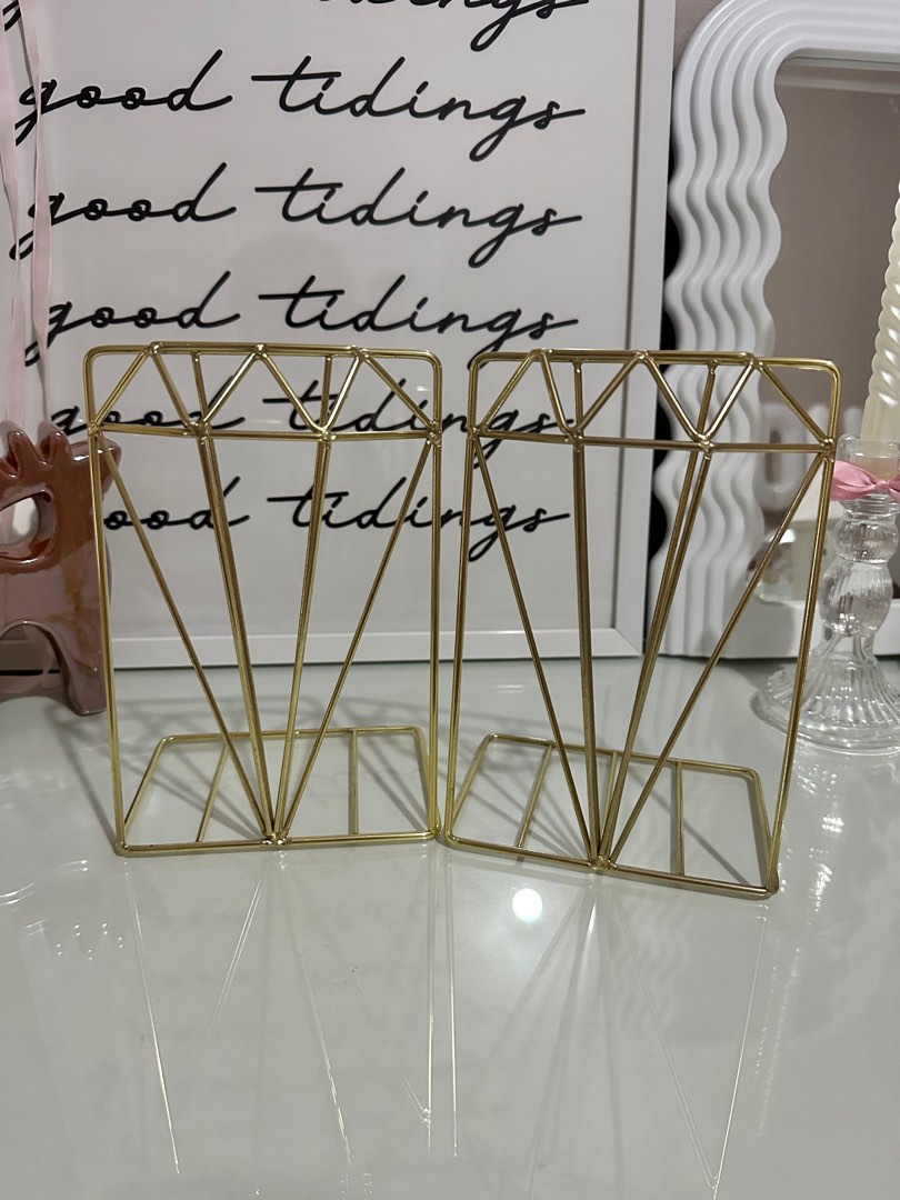 Gold Diamond Book Stopper, Furniture & Home Living, Home Improvement ...