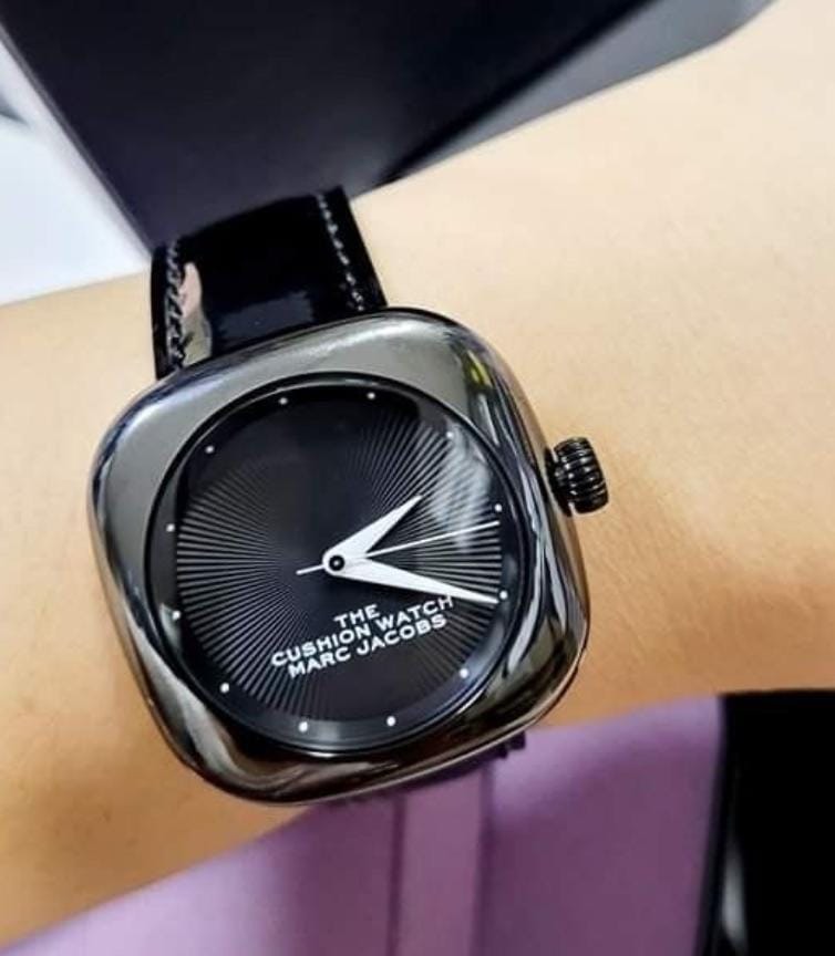 HARGA NET ️ Marc Jacobs The Cushion Watch MJ0120184708 Ladies Black ...