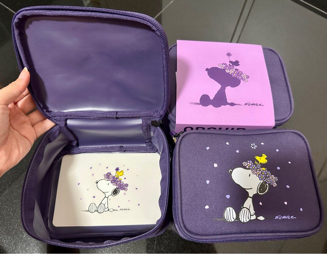 Innisfree Snoopy Deep Cosmetics Pouch, Women's Fashion, Bags & Wallets ...