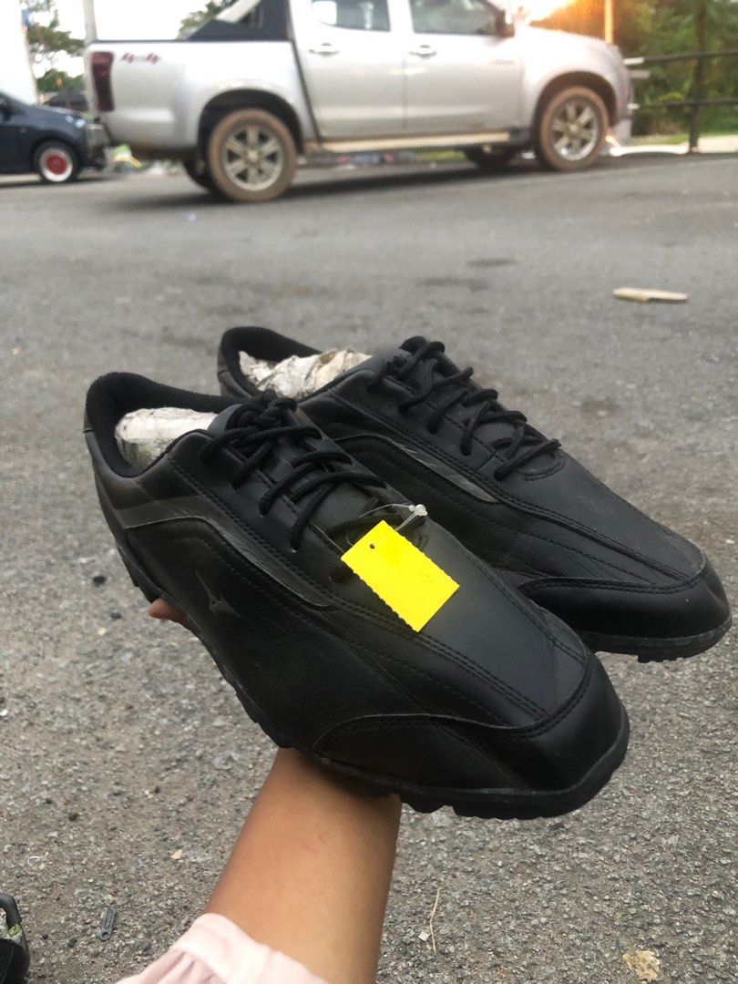 Kasut golf, Men's Fashion, Footwear, Sneakers on Carousell