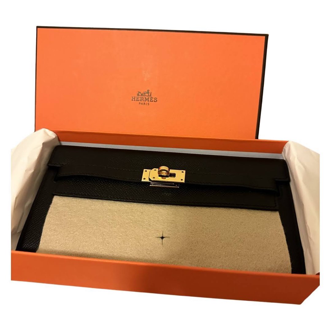 Kelly Wallet To Go Clutch, Luxury, Bags & Wallets on Carousell
