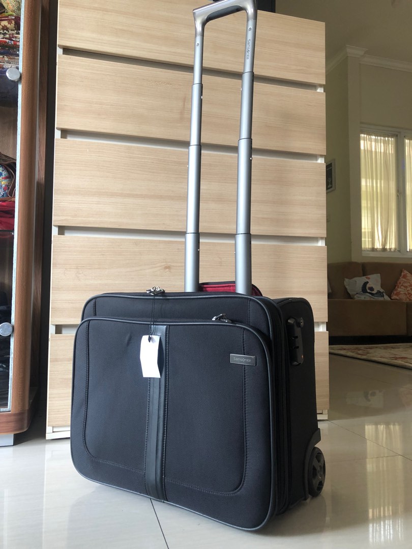Koper Samsonite cabin, Barang Mewah, Tas & Dompet di Carousell
