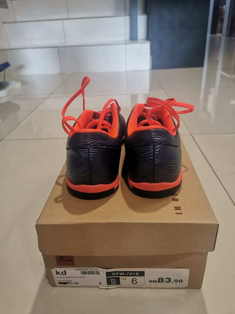 kronos football shoes, Men's Fashion, Footwear, Sneakers on Carousell