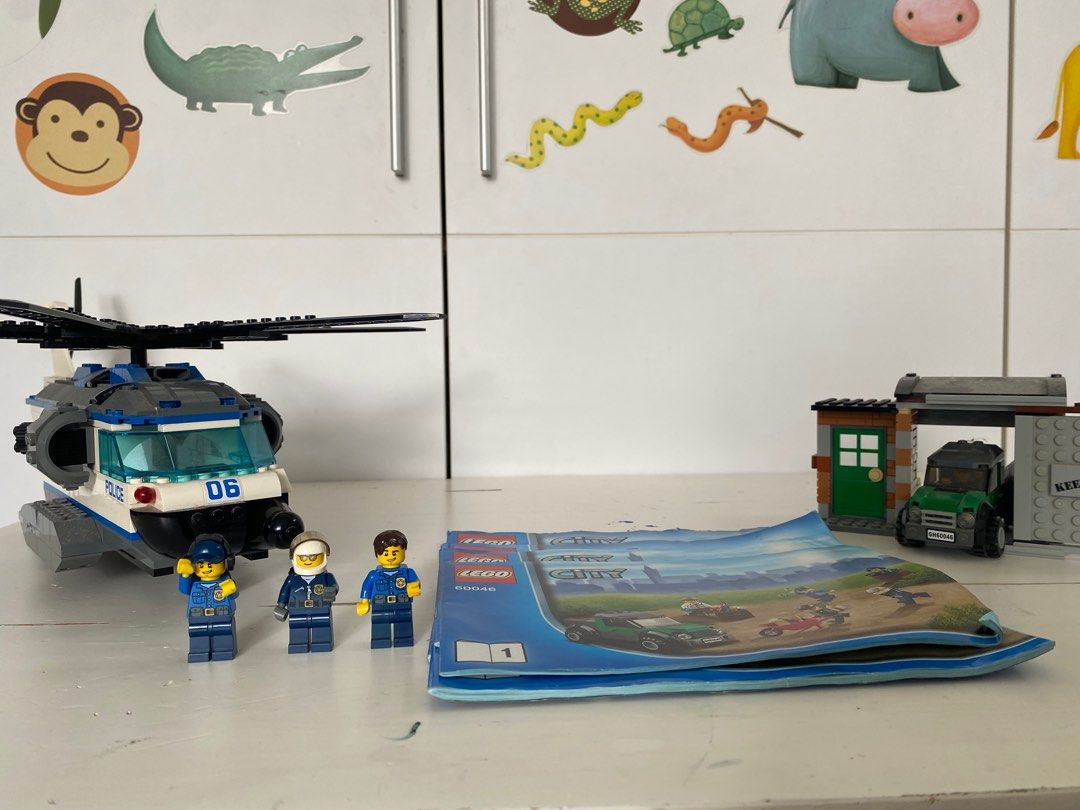 LEGO 60046 Helicopter with criminal garage and truck, Hobbies & Toys ...
