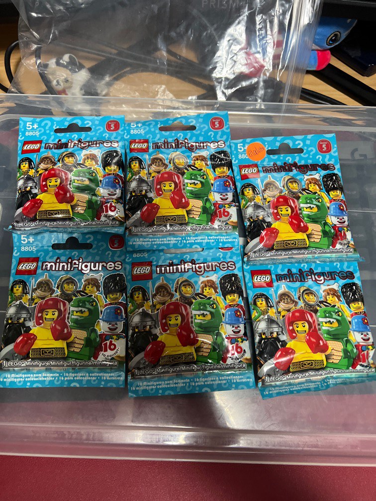 Lego Series 5 Full Set of 16 Minifigures Collectibles 8805 Gladiator ...