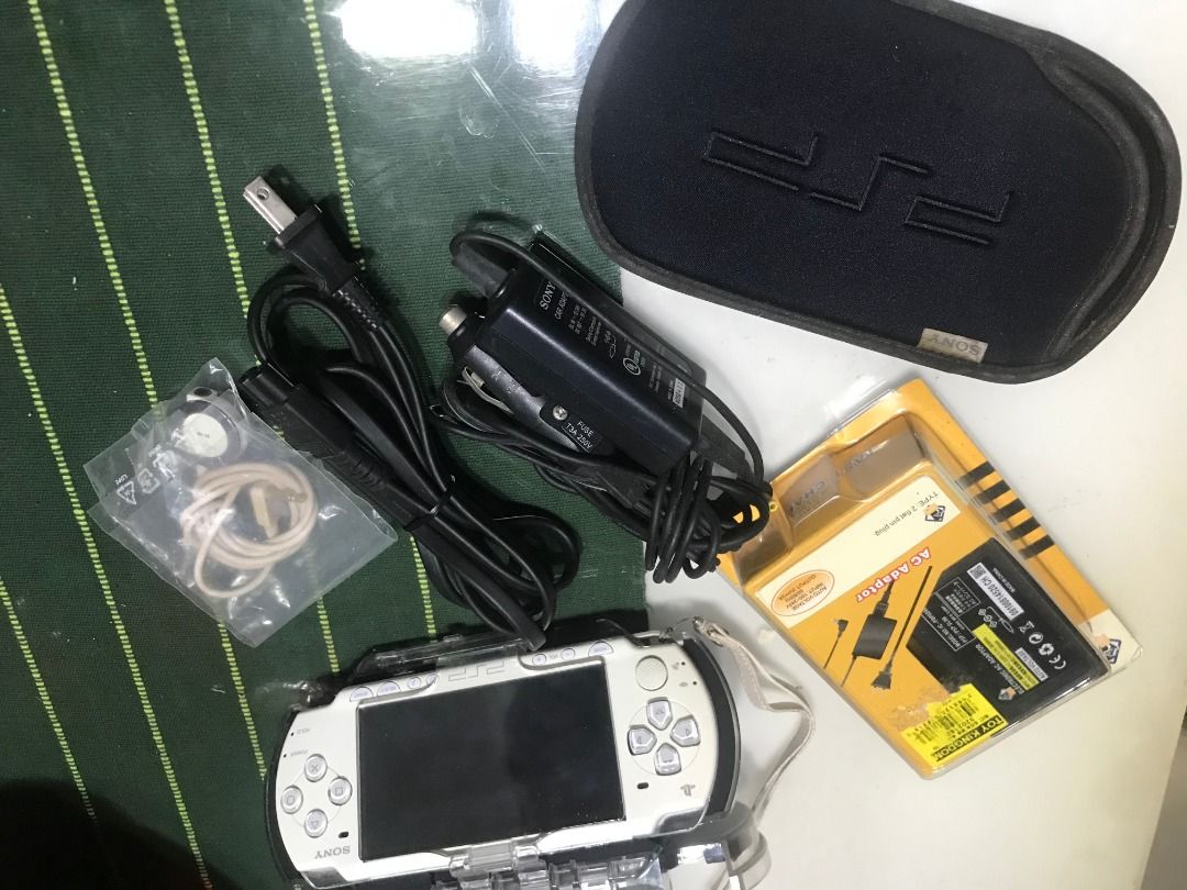 Limited Edition Star Wars* PSP Slim 2000 Series + Accessories for sale ...