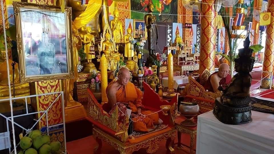 LP Thongdam Thongdum Phra Maha Setthi Gao Na Bucha Nawakot 9 inch lap size 11kg, Hobbies & Toys ...