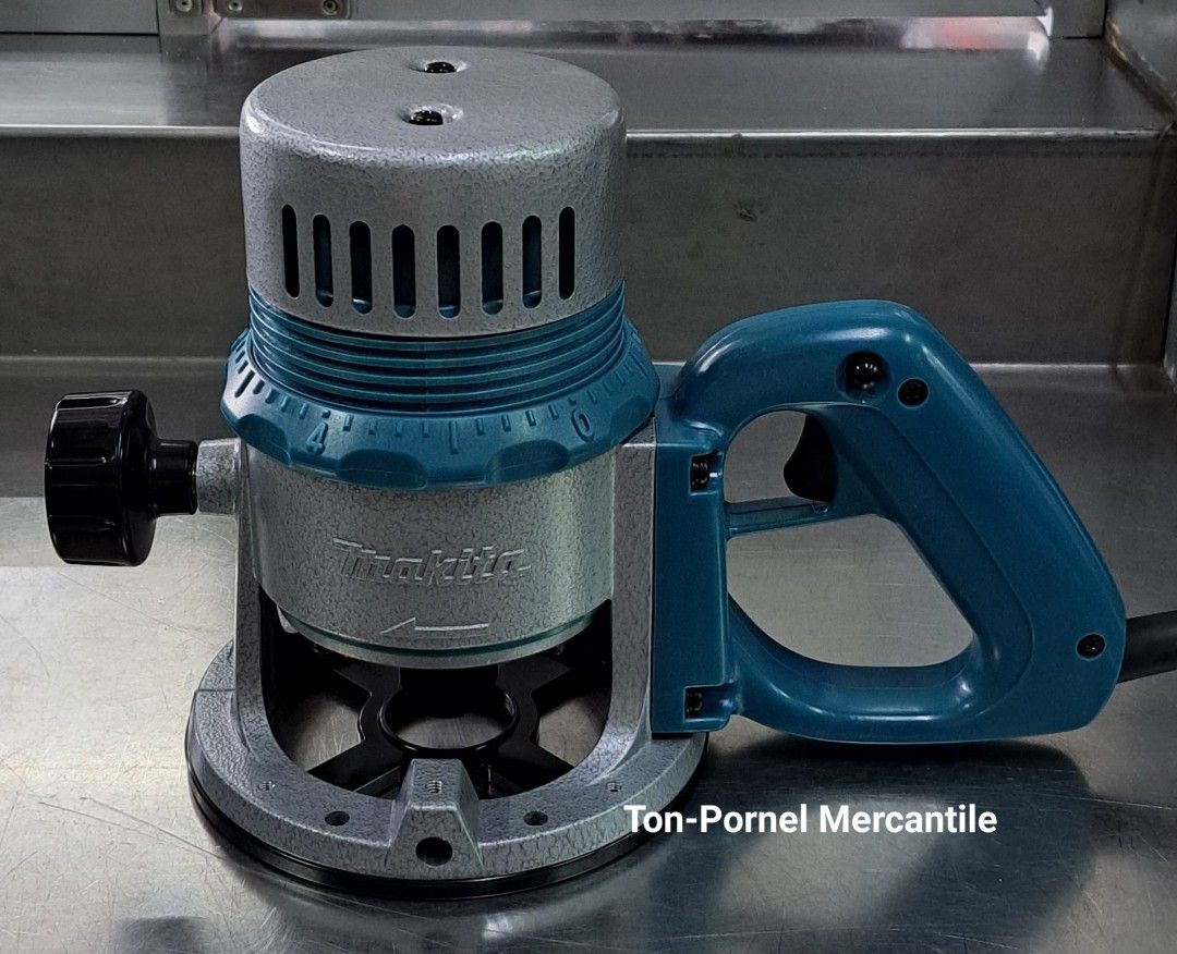 MAKITA 3601B ROUTER, Commercial & Industrial, Construction Tools ...
