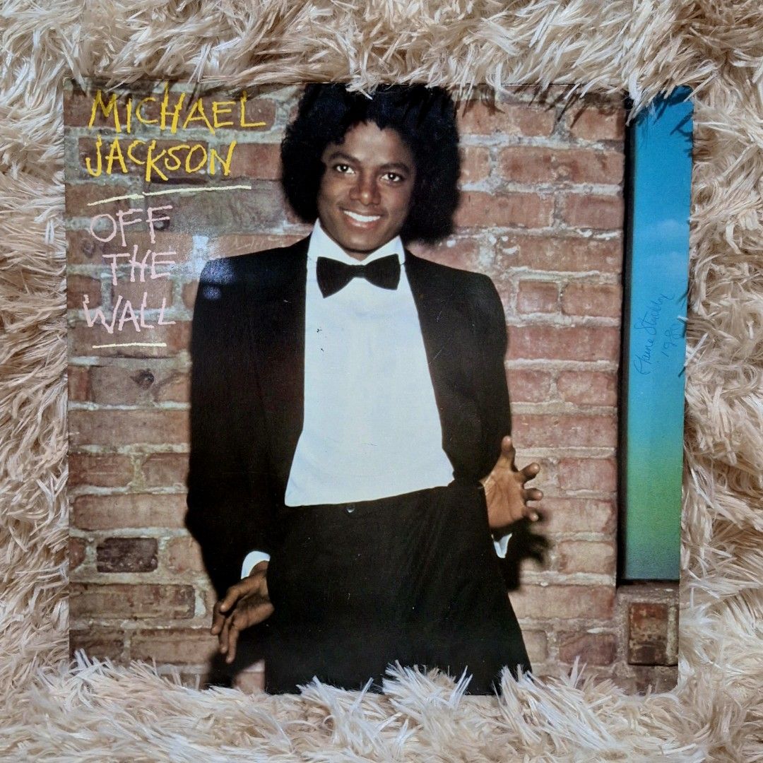 Michael jackson, Hobbies & Toys, Music & Media, CDs & DVDs on Carousell