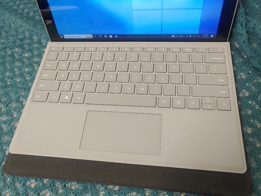 Microsoft Surface Pro 3 i5 Laptop Tablet 12 inch screen 256gb with ...