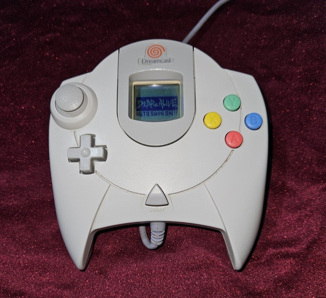 Modded Special Edition Sega Dreamcast R7 (Regulation 7) with GDEMU ...