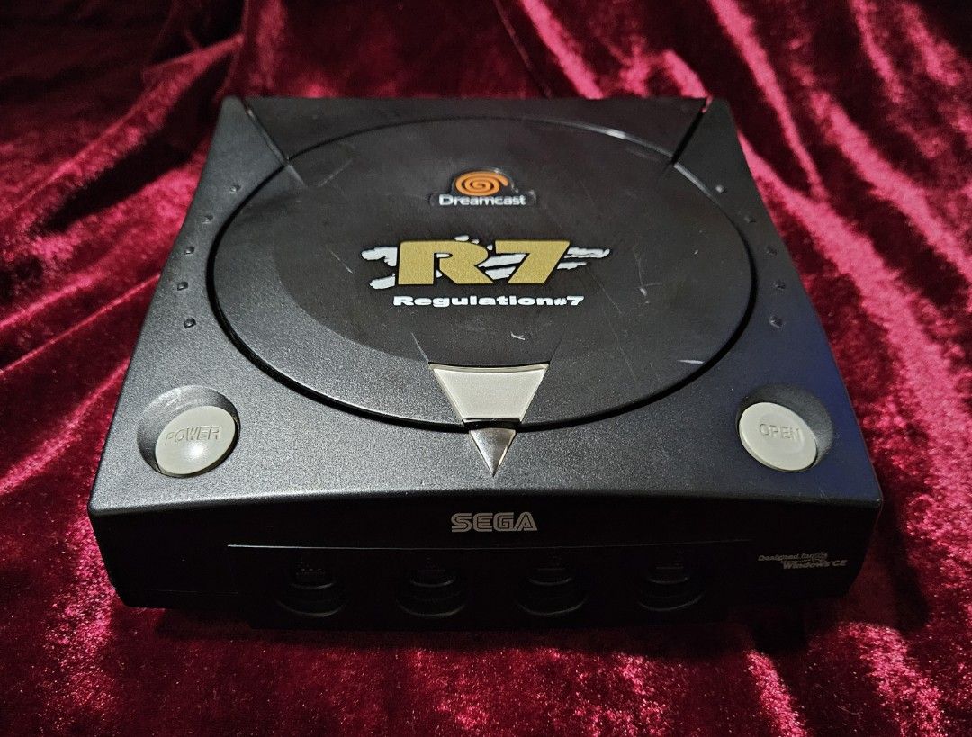 Modded Special Edition Sega Dreamcast R7 (Regulation 7) with GDEMU ...