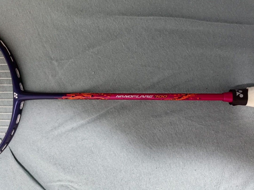 Nanoflare 700 red, Sports Equipment, Sports & Games, Racket & Ball ...