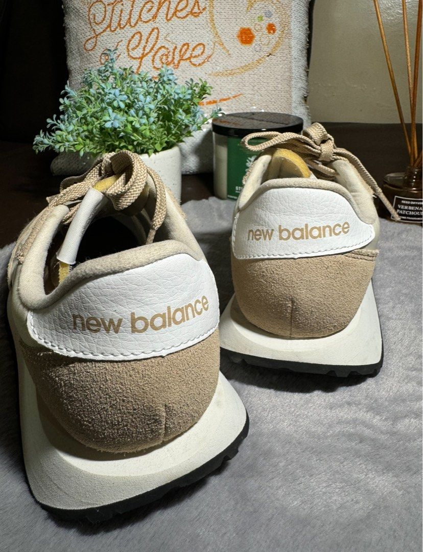 New Balance, Women's Fashion, Footwear, Sneakers on Carousell