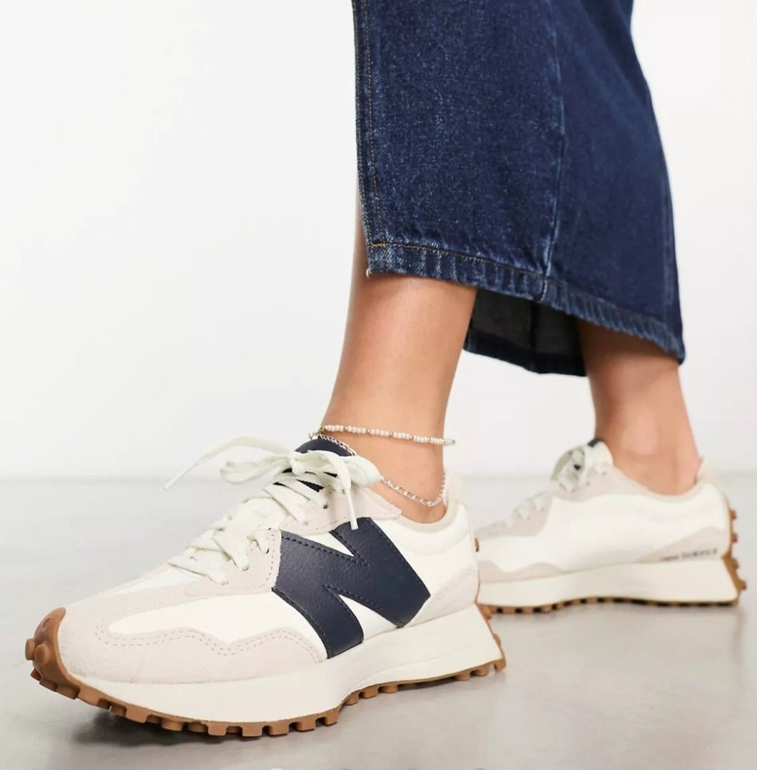 New Balance 327 Moonbeam with Outerspace Navy Blue, Men's Fashion ...