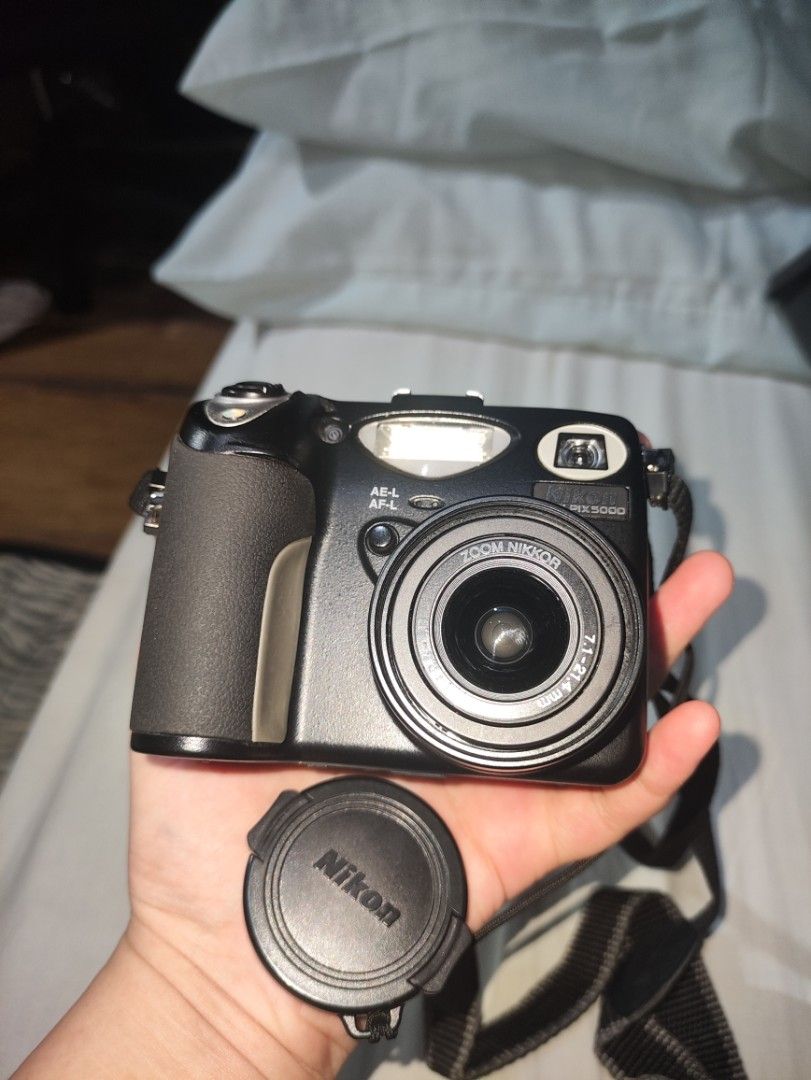 Nikon Coolpix 5000 Digicam, Photography, Cameras on Carousell