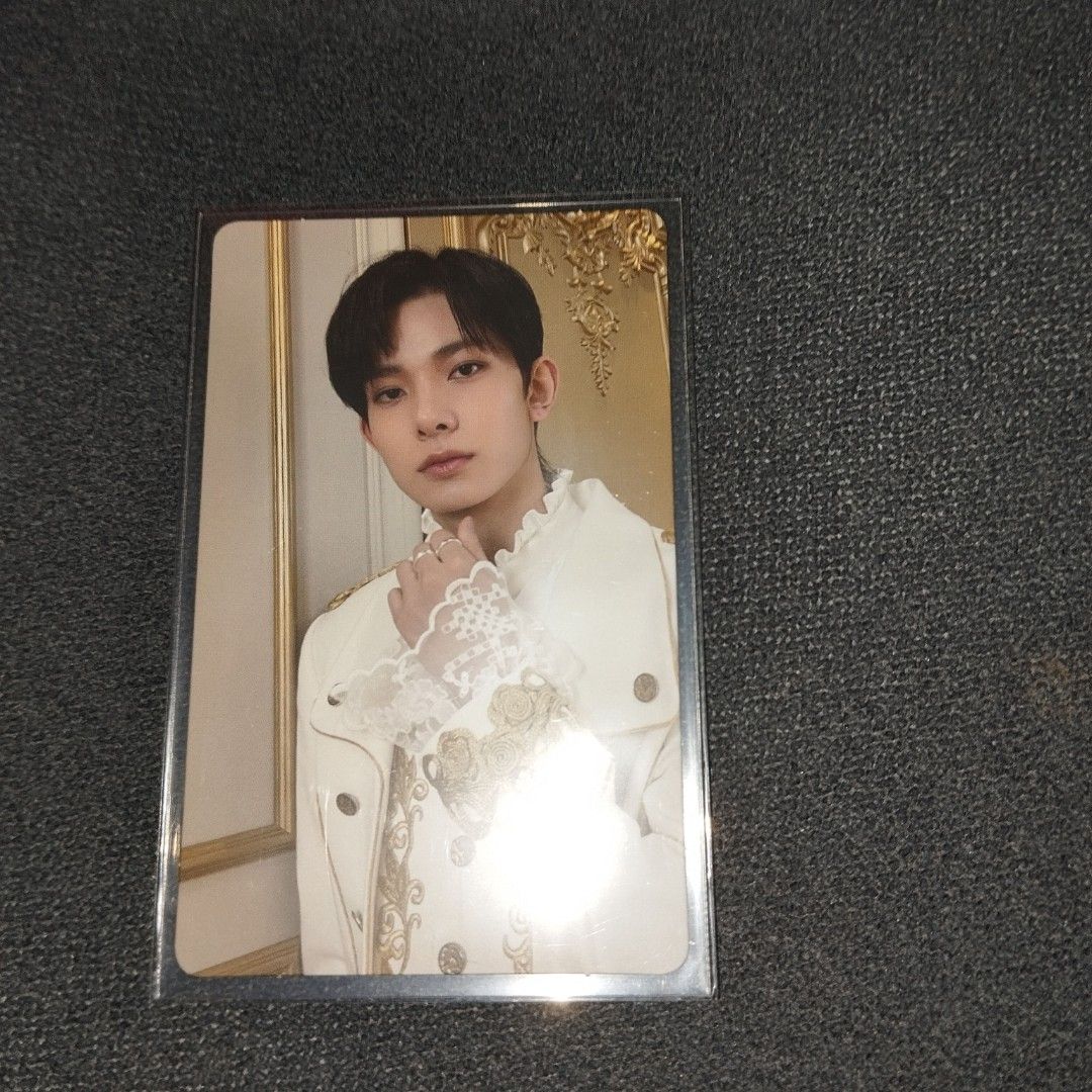 Official Enhypen card, Hobbies & Toys, Memorabilia & Collectibles, Fan ...