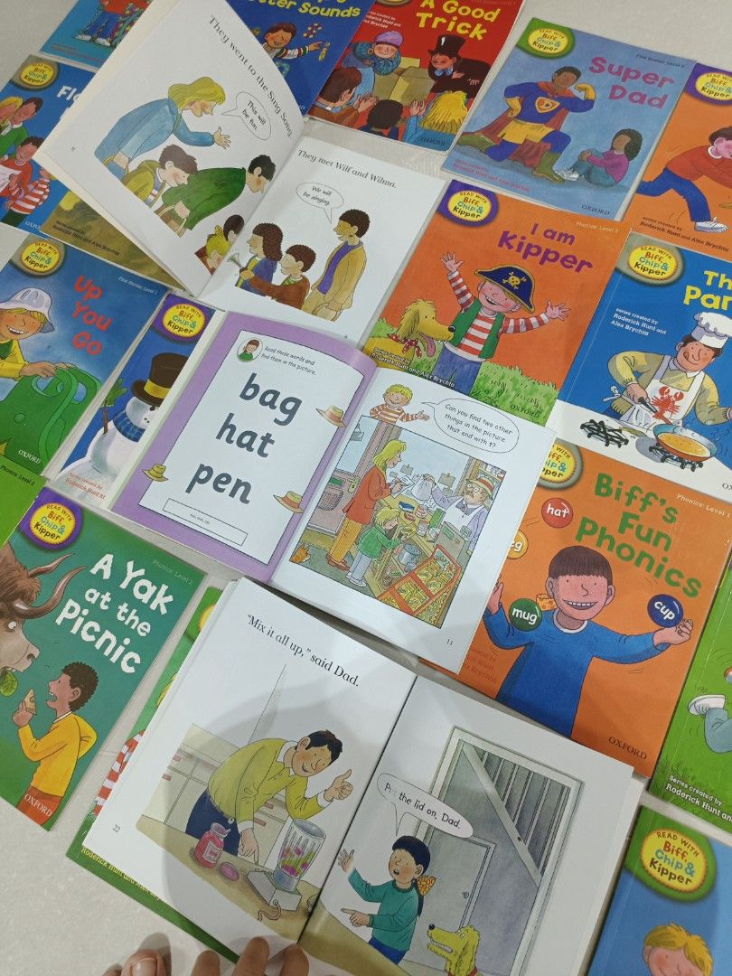 Preloved Read with Biff, Chip & Kipper Oxford Total of 22 storybooks ...