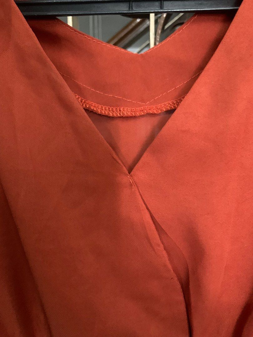 Rust top, Women's Fashion, Tops, Blouses on Carousell
