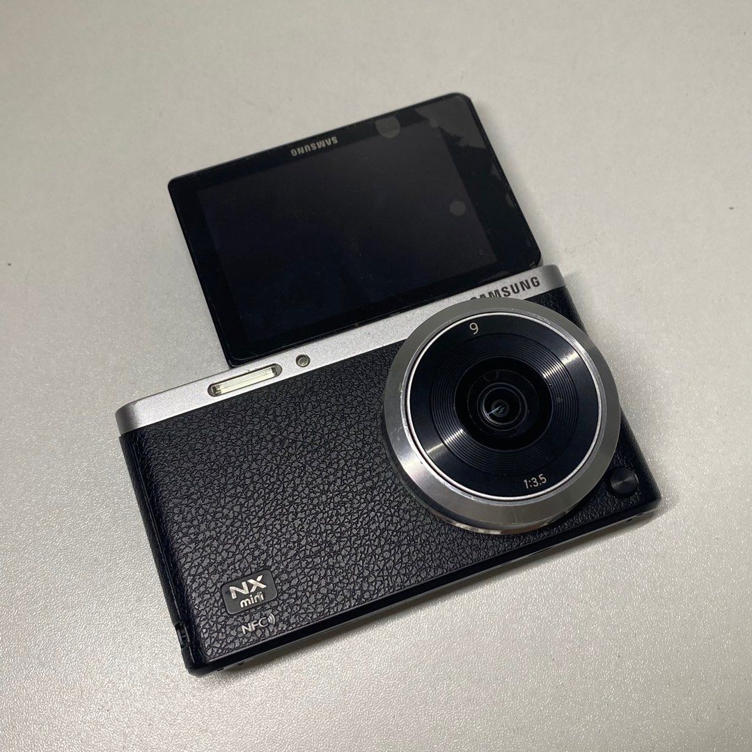 SAMSUNG NX MINI MIRRORLESS CAMERA, Photography, Cameras on Carousell