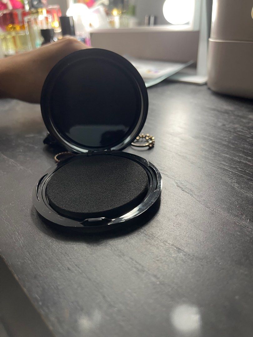 Sephora Compact Powder (shade 21.5Y), Beauty & Personal Care, Face ...