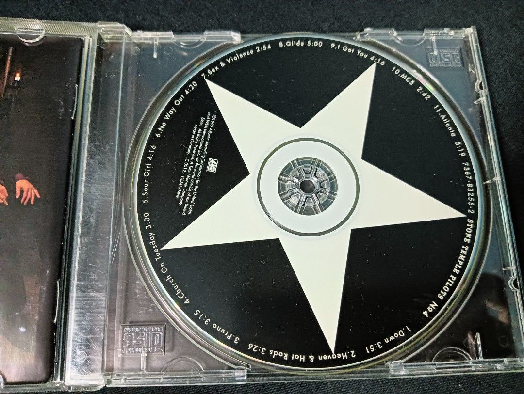 Stone Temple Pilots - No.4, Hobbies & Toys, Music & Media, CDs & DVDs ...