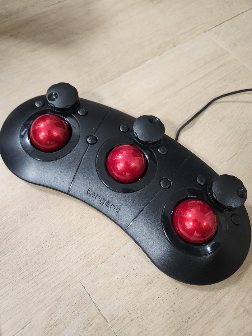 Tangent Ripple Color Correction Panel, 攝影器材, 攝影配件, 其他攝影配件 - Carousell