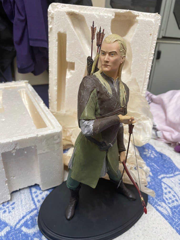 The Lord of the Rings Legolas Greenleaf 1/6 Scale Statue BY SIDESHOW ...