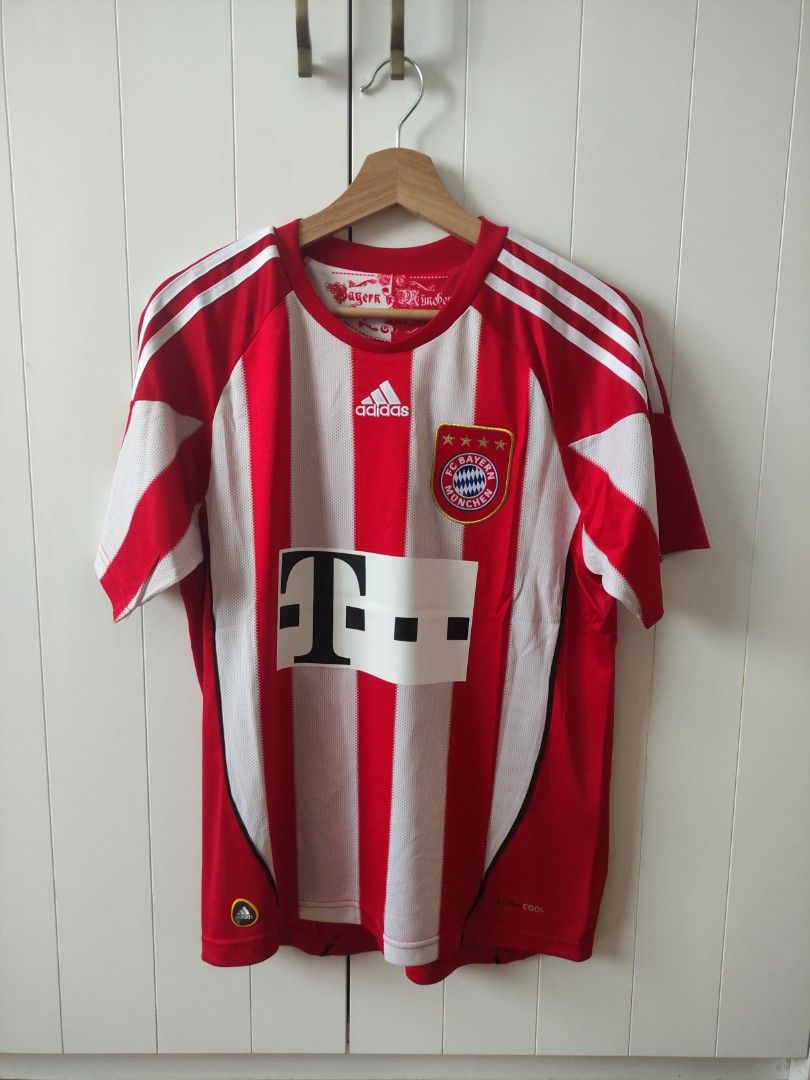 Toni Kroos Bayern Munich Jersey (2010/2011 Home), Men's Fashion ...