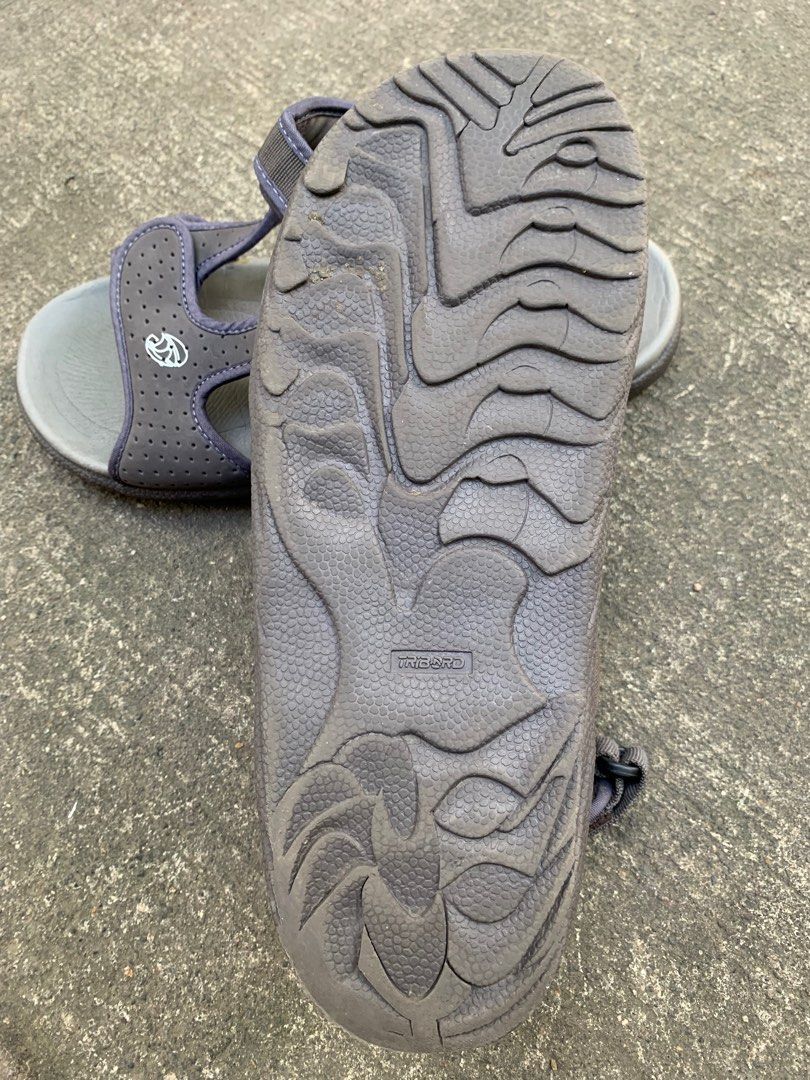 tribord surf serie, Men's Fashion, Footwear, Slippers & Slides on Carousell